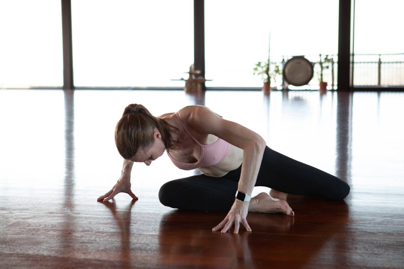 What is yoga pigeon pose & Why Most People Shouldn’t Keep Their Shin ...